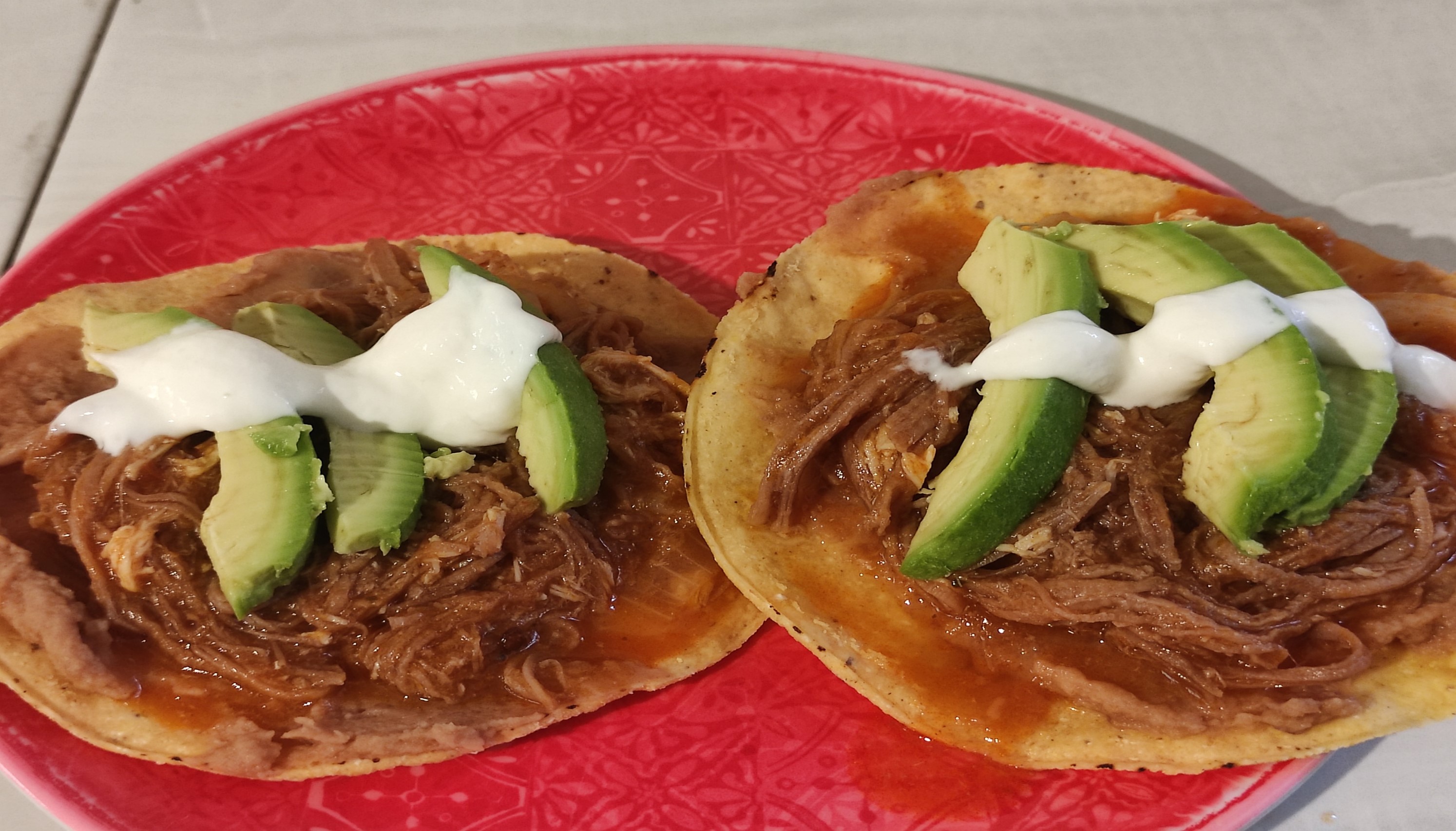 La mejor Tostada de Tinga de Res | Con Sal y Azucar